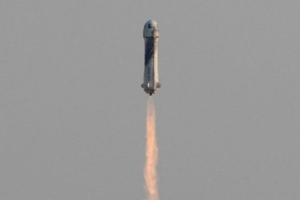 Jeff Bezos: qué es la línea Kármán, el límite del espacio que cruzó el ...