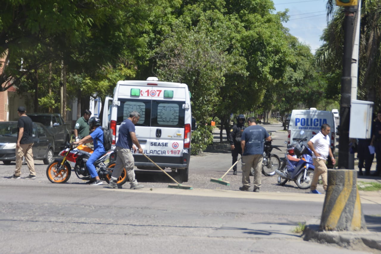 Líquido desparramado en la calle dejó un motociclista hospitalizado ...
