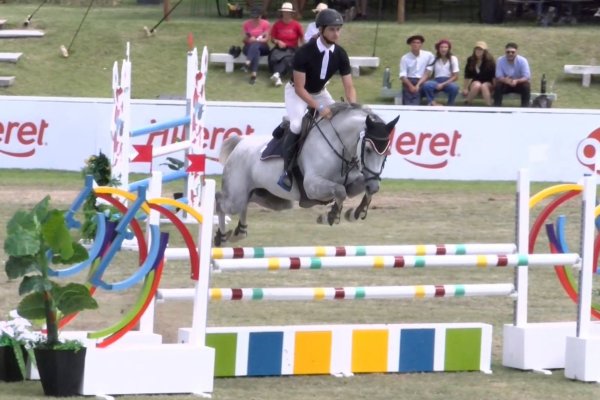 Benjamín Dapello tuvo un salto de lujo y buen “vino” | Nuevo Diario Web