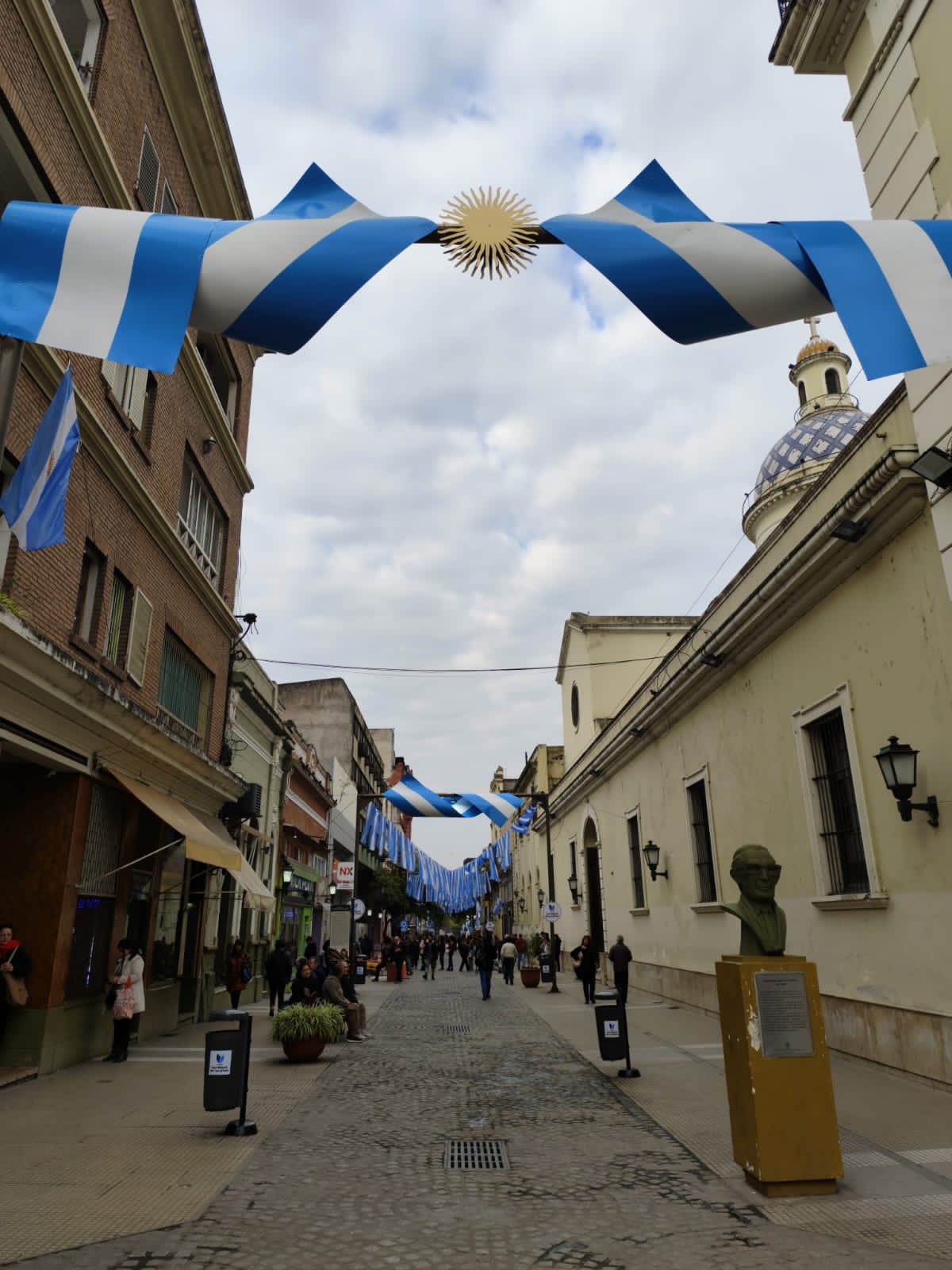 “Estamos honrados por esta distinción que no tiene banderías políticas ...