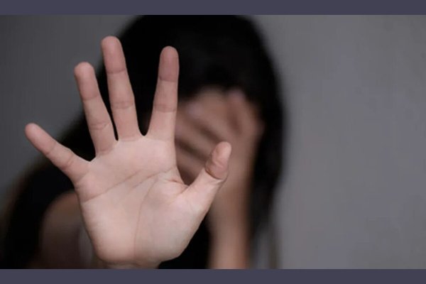 Entró a un local comercial, arrinconó a la empleada y manoseó sus ...