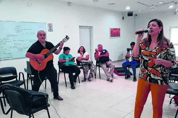El profesor Román Gallo invita a tomar clases gratuitas de ...