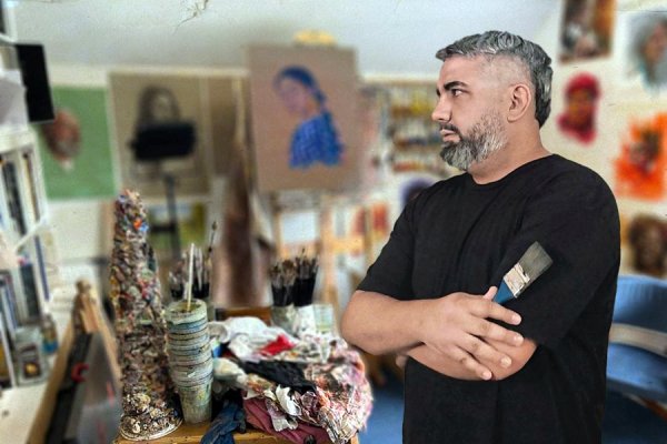 José Collado inaugura su muestra “Caras y Carátulas” en nuevo espacio ...