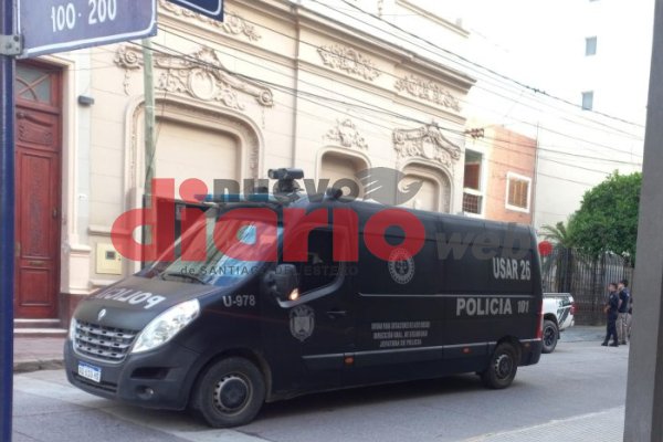 Detienen A Dos Personas Por Prostitución En El Bº Centro Y Rescatan A