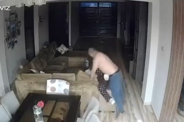 Violencia y escándalo en Perú: detienen a un alcalde por golpear brutalmente a su pareja (VIDEO ...