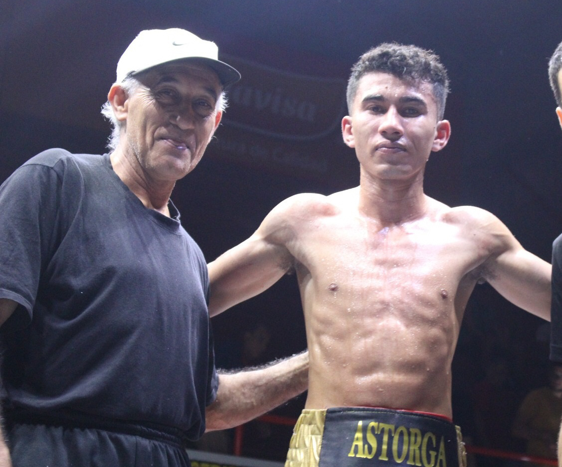 El "Zurdo" Astorga se topará ante Jimmy Quiñones en la "Última del año ...
