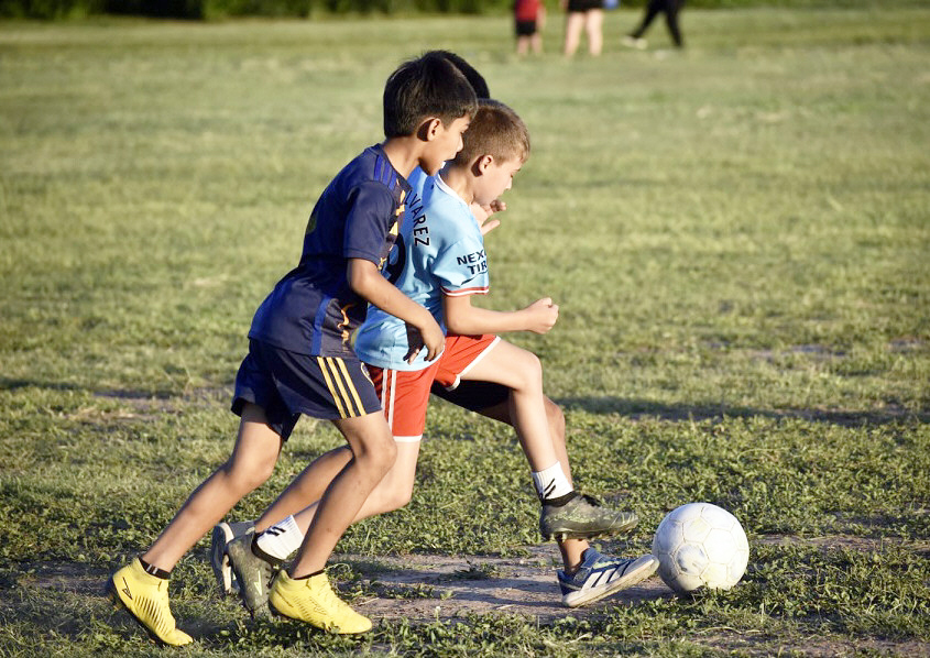 Tintina vibrará hoy con la vuelta del Torneo Barrial Leoncito 2026 ...