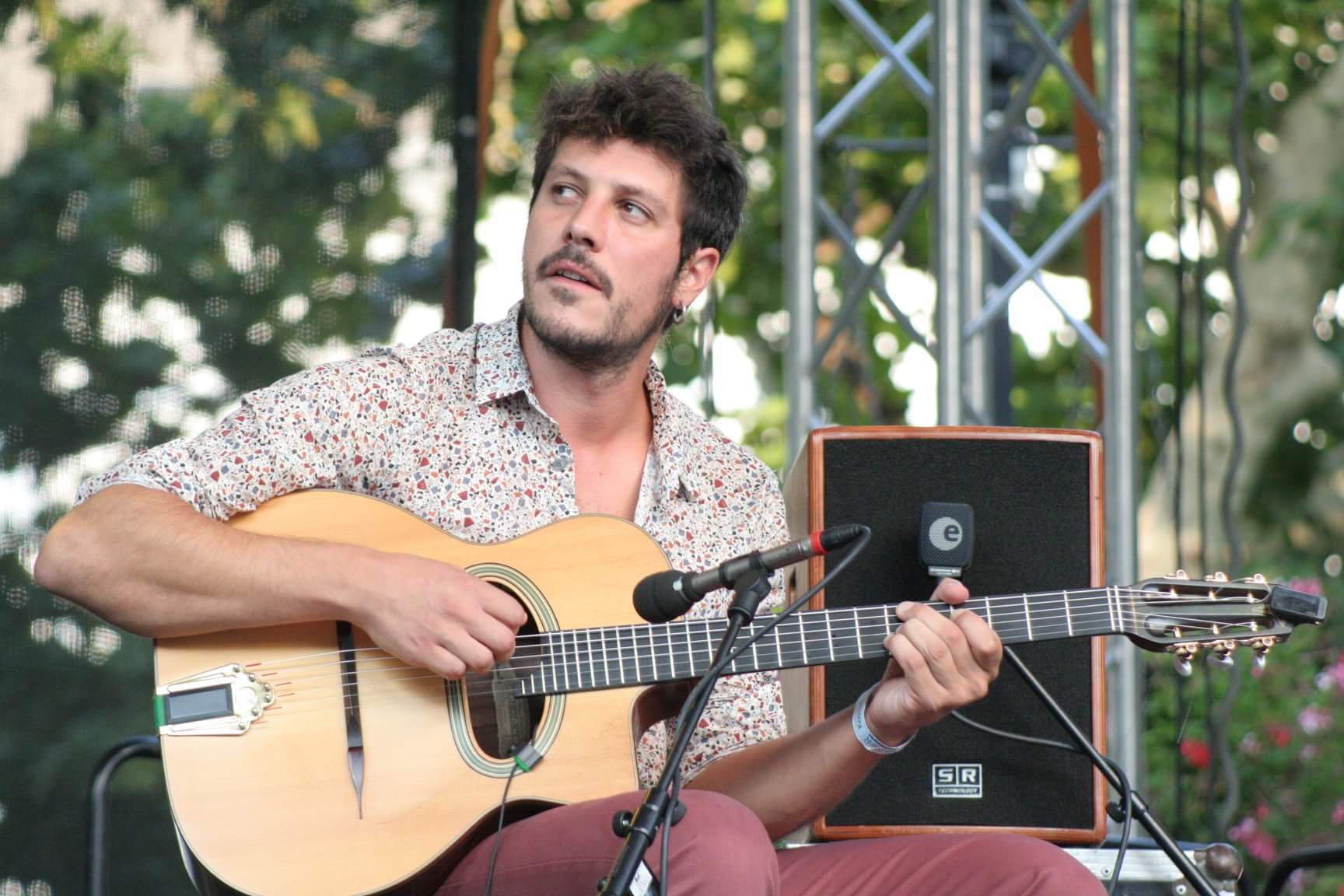 Primera vez en Santiago: François Gozlan dará un intensivo de guitarra ...